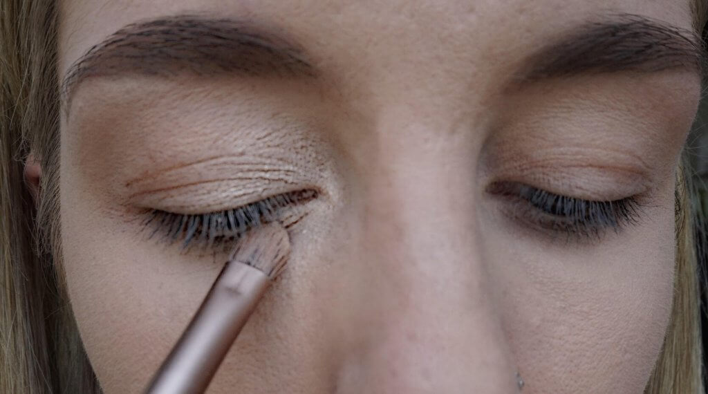 inner corner highlight - Abby Sheehan Makeup